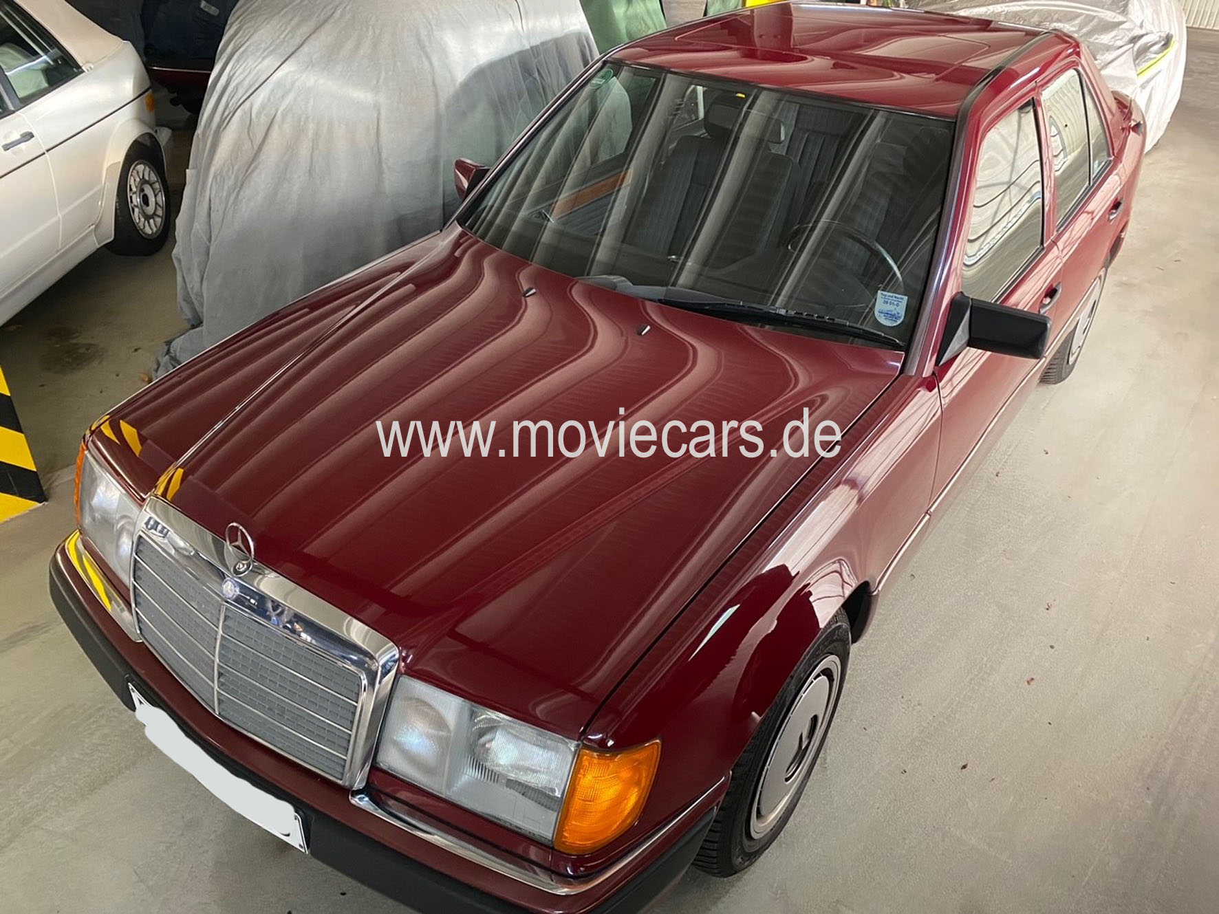 Mercedes W124 e200 - Moviecars
