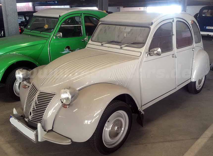 Citroën 2CV Ente - Moviecars