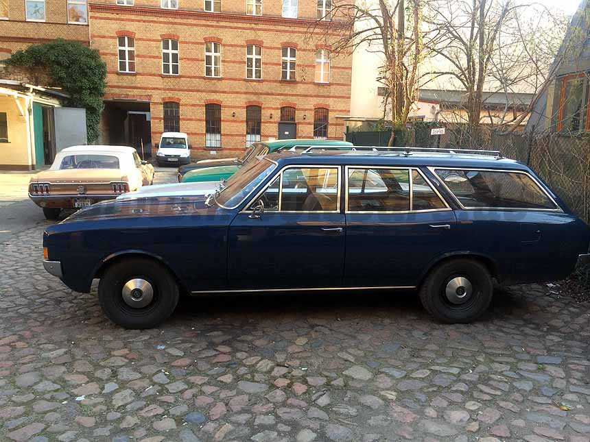 Opel Rekord C Caravan - Moviecars